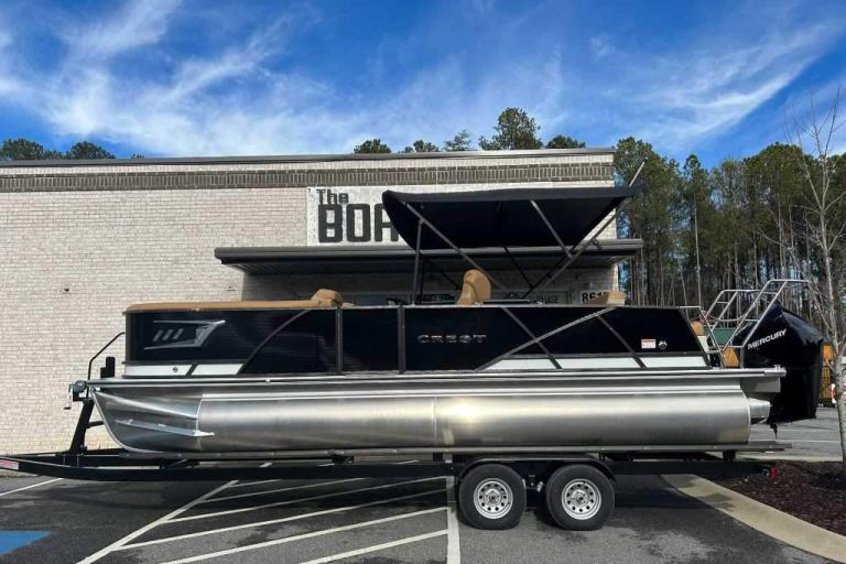 Crest Pontoon Boats - The Boat Shops
